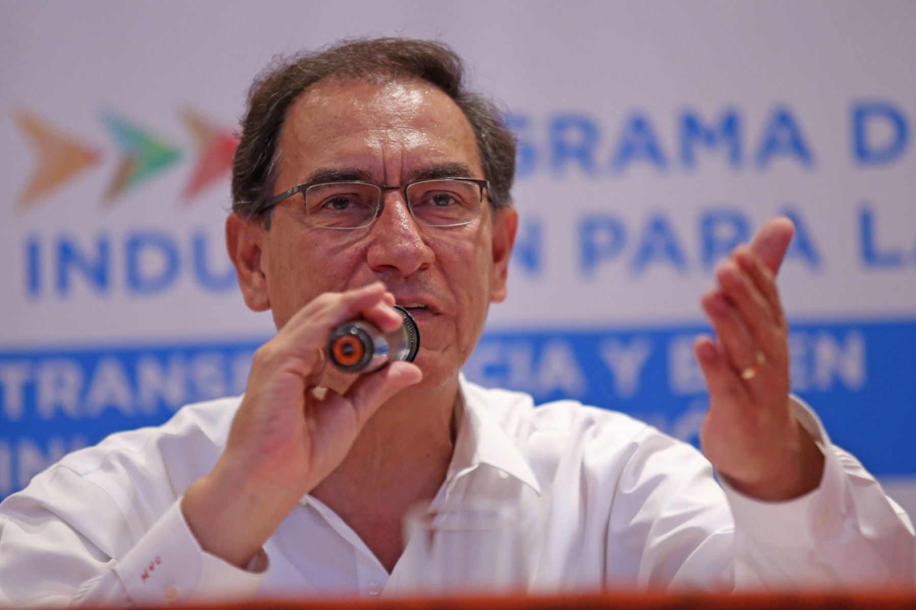 VIZCARRA: REFERÉNDUM AFIANZARÁ LA DEMOCRACIA EN EL PERÚ – RCR Peru