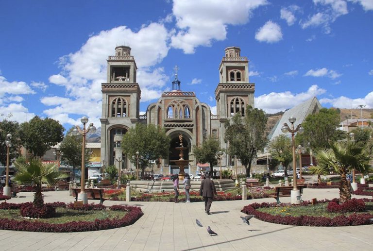 ÁNCASH CELEBRA SU 199 ANIVERSARIO CON PASACALLE EN EL CENTRO DE LIMA ...